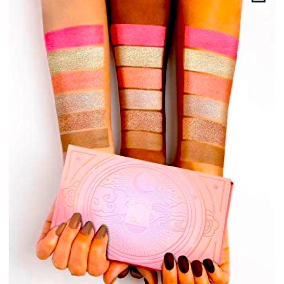 hipdoot | Makeup | Hipdot Moon Queen 6 Shade Blush Highlighter Bronzer ...